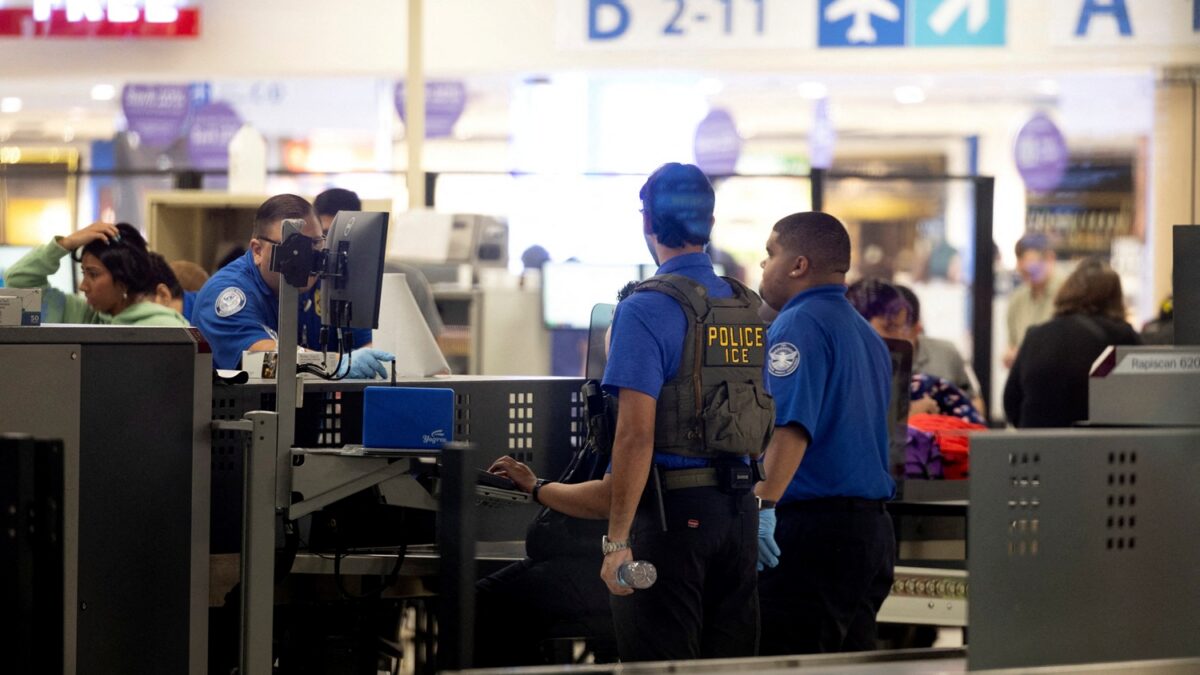 Republican revolt over Trump 'anti-weaponization' fund stalls ICE ...